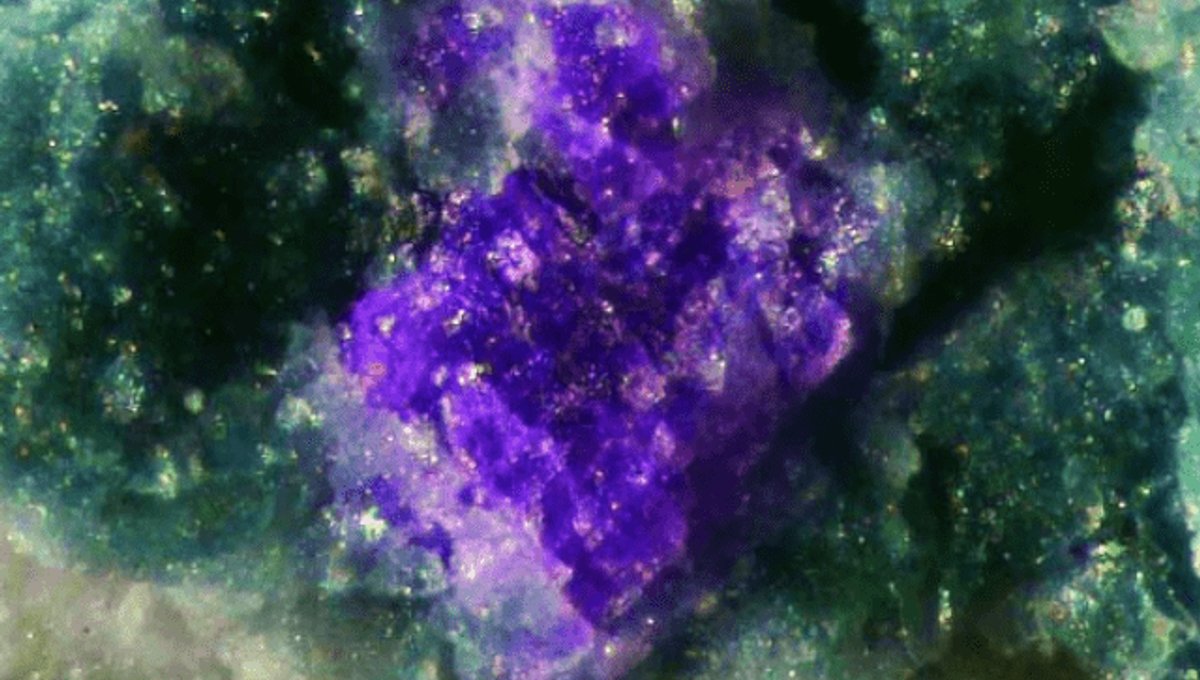 New Mineral Discovered With A Unique Composition | IFLScience