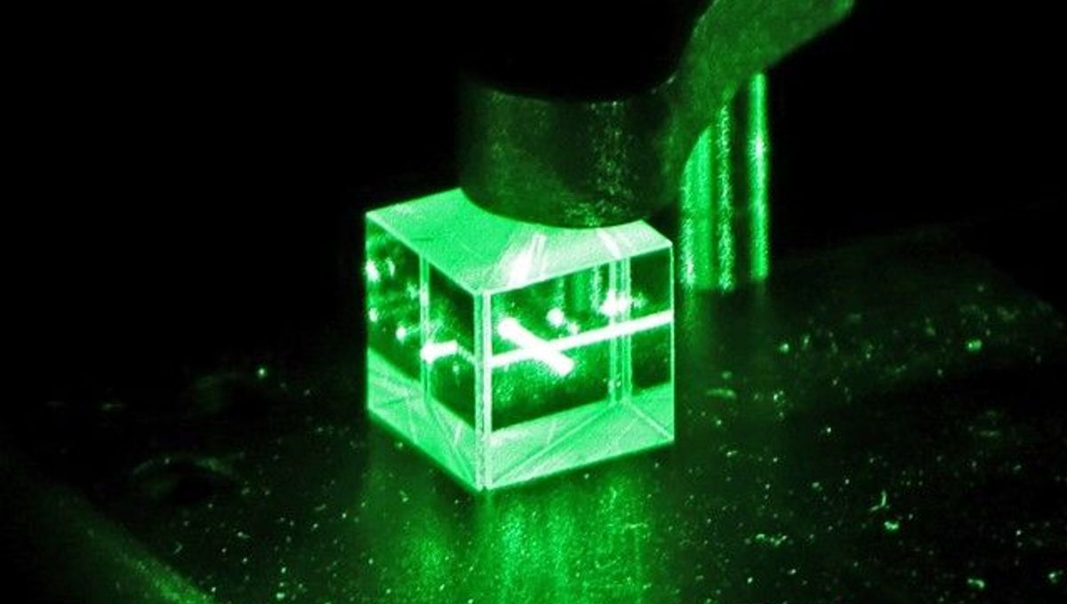 Single Atom Detected With High-Powered MRI | IFLScience