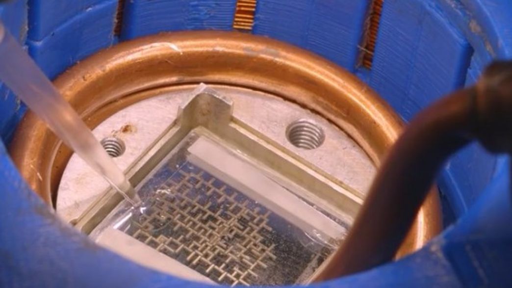 Researchers Create A Computer That Works Using Water | IFLScience