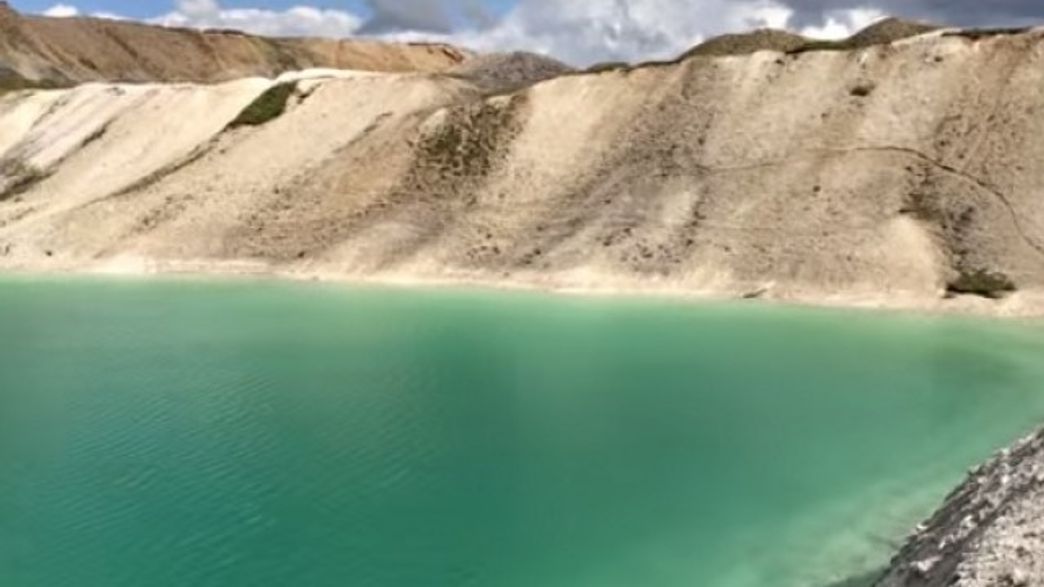 This Blue Lagoon Might Look Beautiful, But You Definitely Shouldn't ...