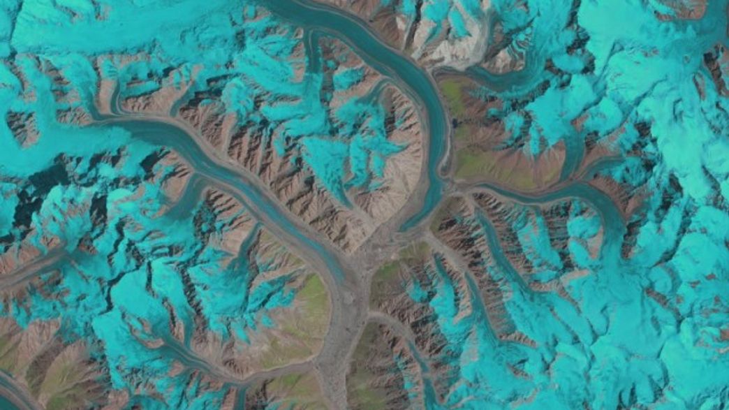GIFs Reveal 25 Years Of Glacier Flow In One Second | IFLScience