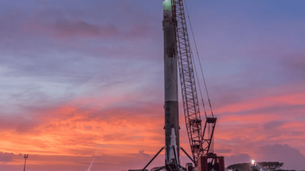 SpaceX Release Epic Footage Of Last Month's Falcon 9 Landing | IFLScience