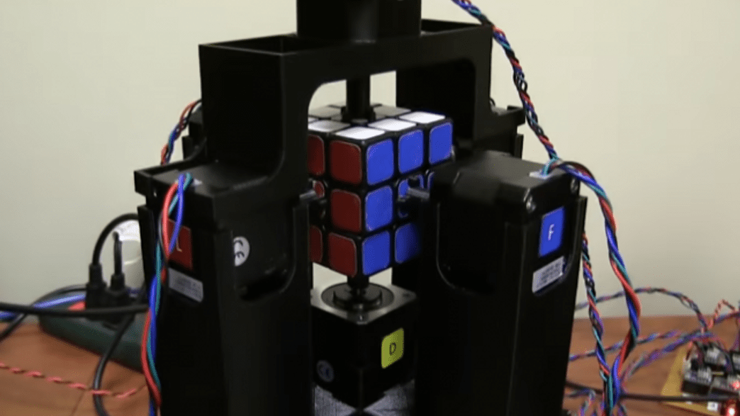 Watch This Robot Solve A Rubik's Cube In Just Over One Second | IFLScience