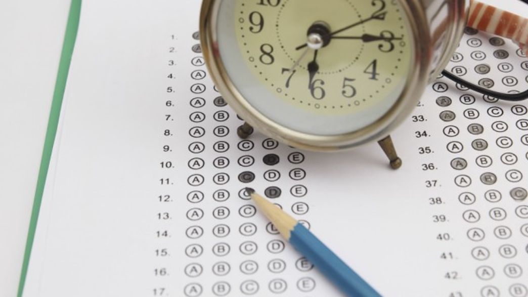 Here's What Time You Should Be Taking Tests, According To Science ...