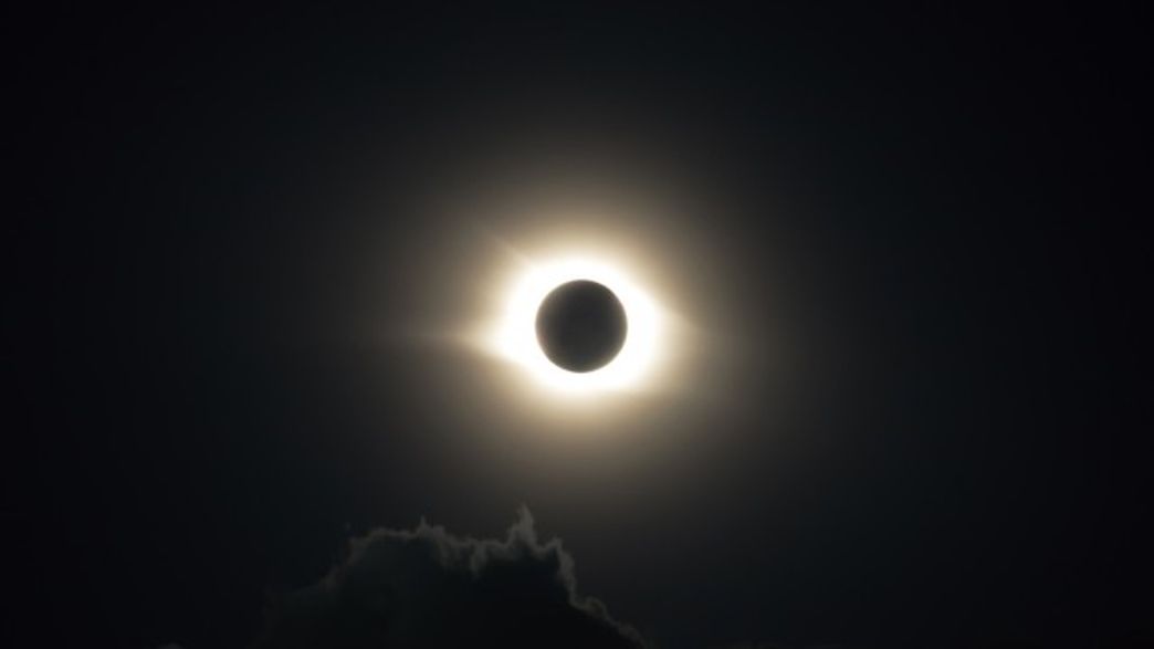 Watch Today's Total Solar Eclipse LIVE | IFLScience