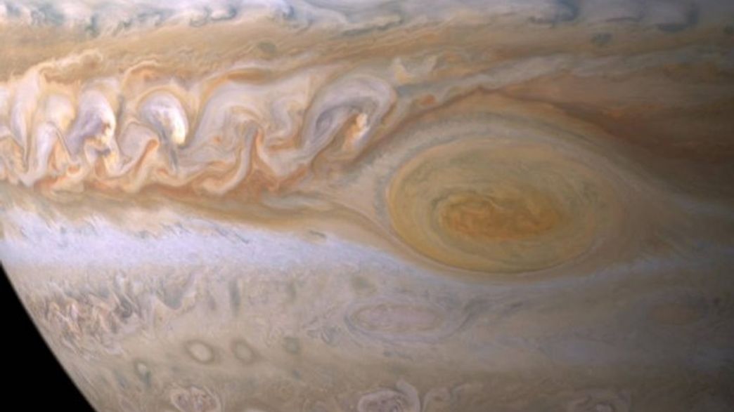 An Exceptionally Bright Jupiter Will Be Visible Tonight Alongside A ...