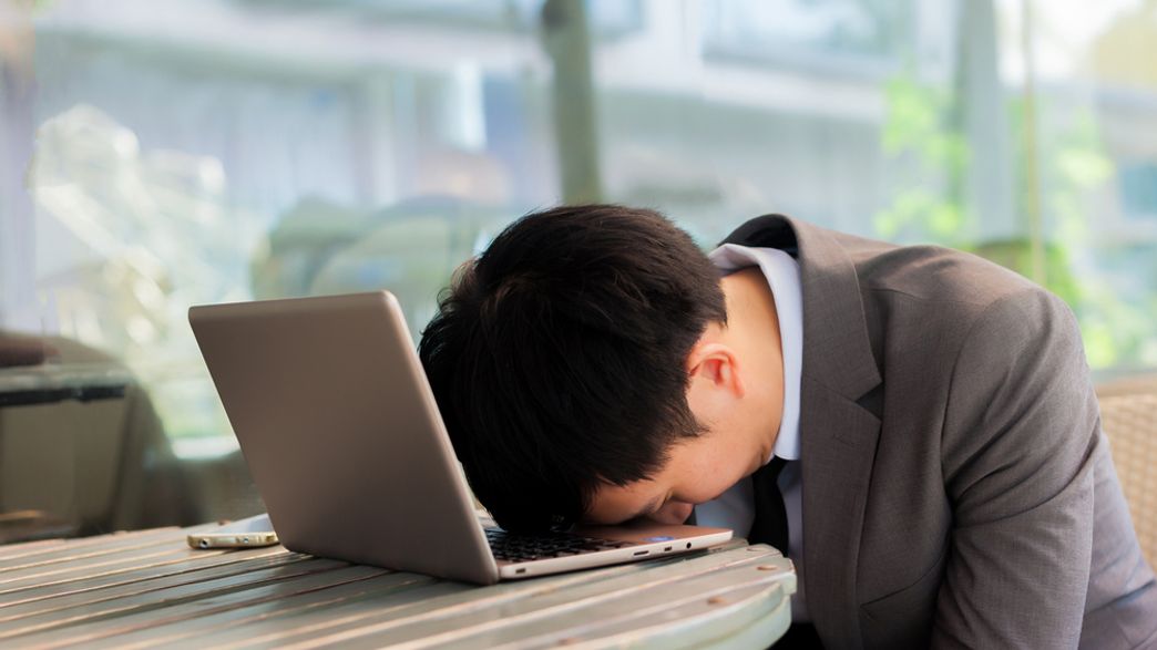 Working At A Desk Means You Might Die Sooner, Unless You Exercise For ...
