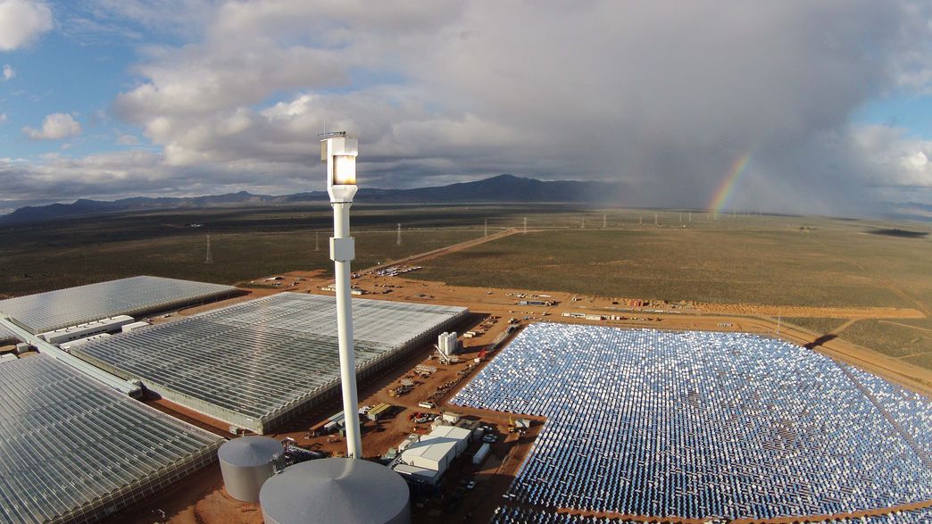 World’s First Solar And Seawater-Powered Farm Opens In Australia ...