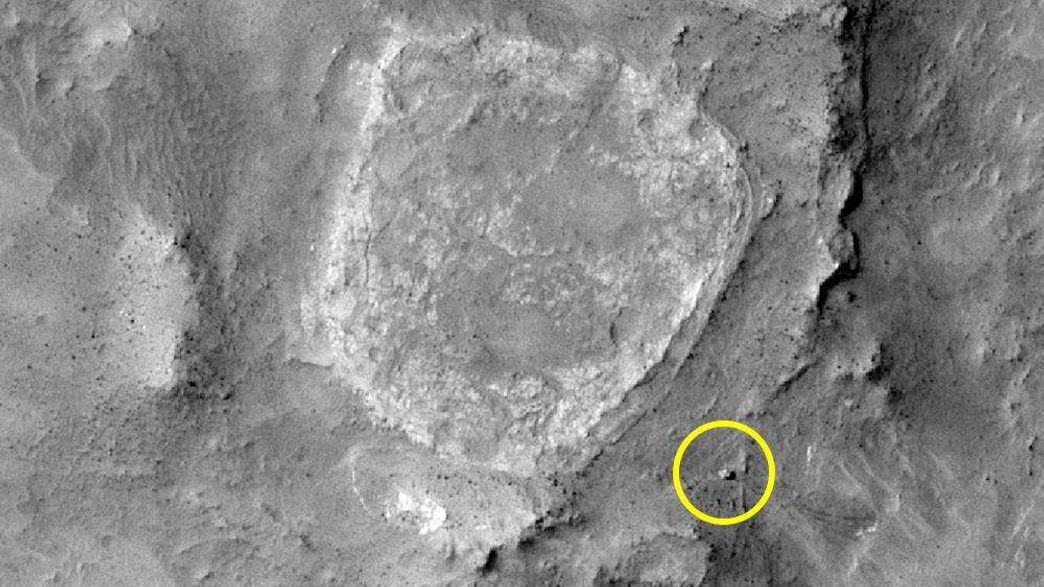 Ancient Hot Spring On Mars May Contain Signs Of Past Life | IFLScience