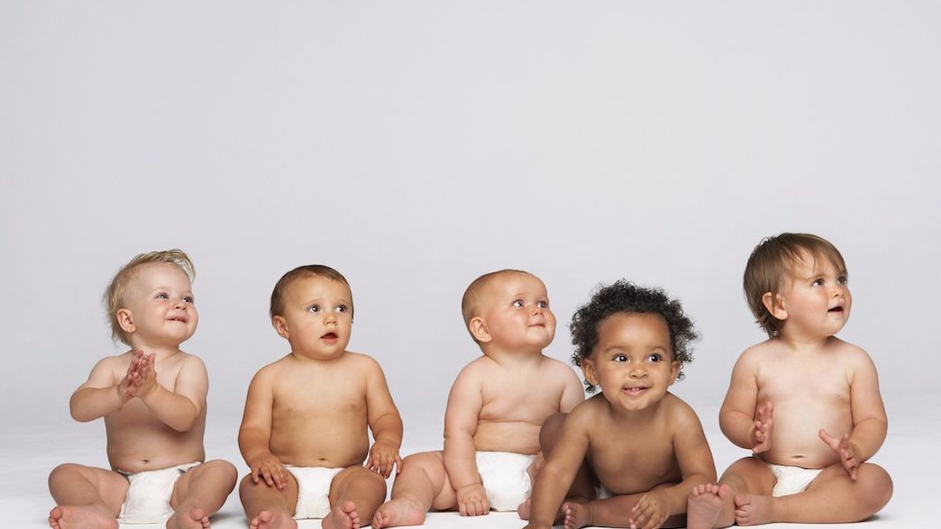 This GIF Shows What A Baby Can See Every Month For The First Year Of ...