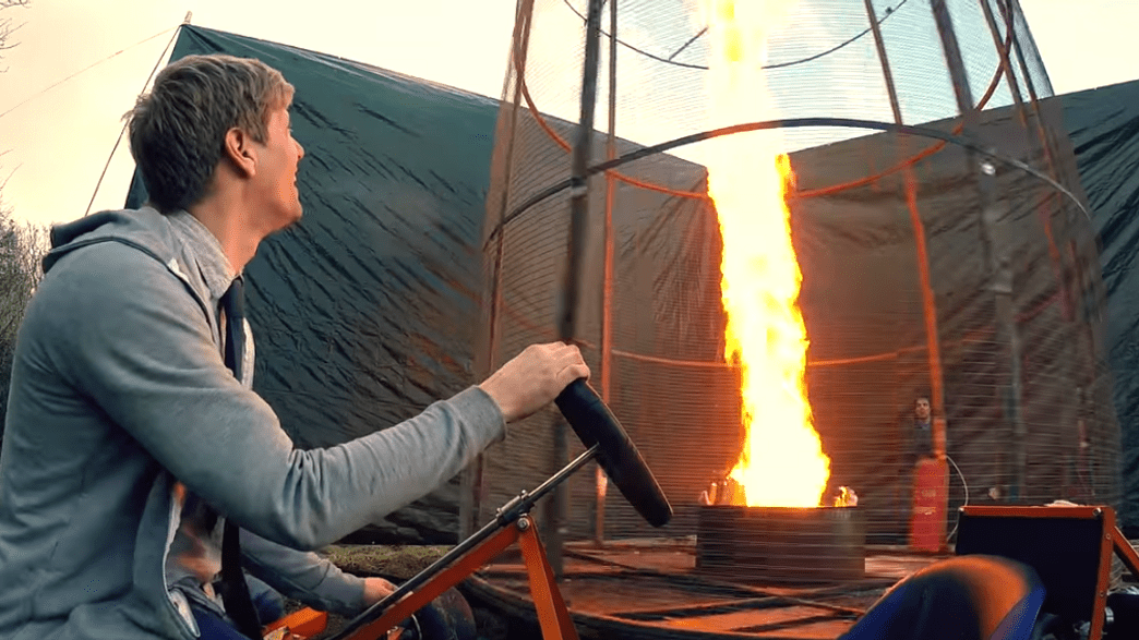 Guy Makes An Insane 20-Foot Fire Tornado Machine In His Backyard ...