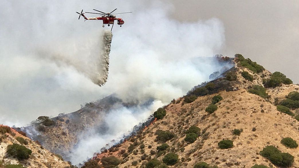 NASA Images Reveal Los Angeles' "Largest Ever" Wildfires As Seen From ...