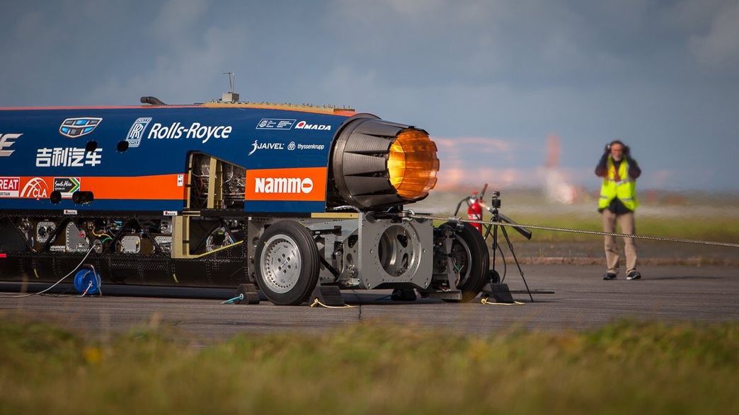 Supersonic Car Tests Its Jet Engine Ahead Of 1,000mph World Land Speed ...