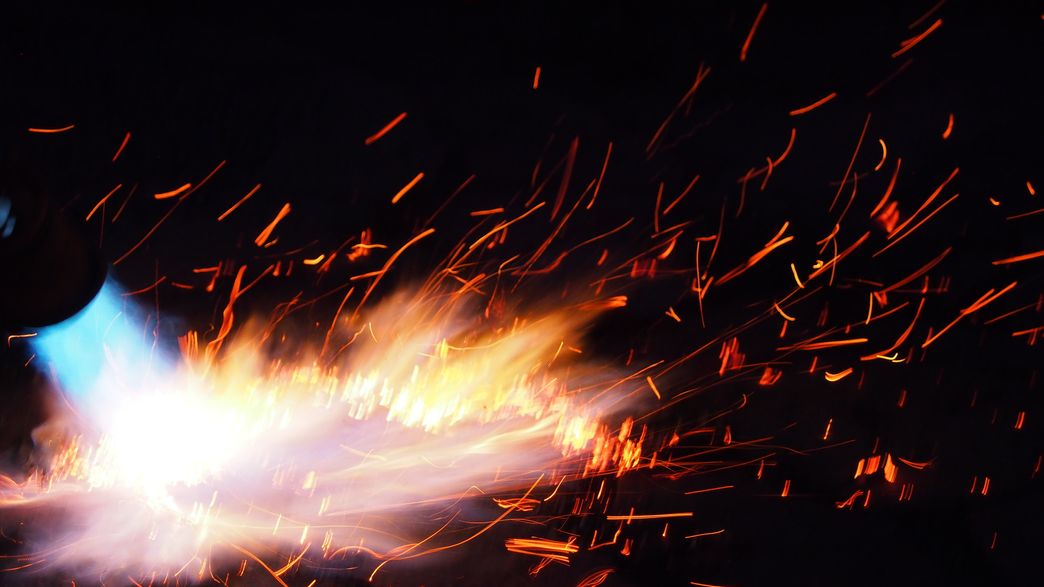 Man Uses Flamethrower On Spiders. It Goes About As Well As You Would ...