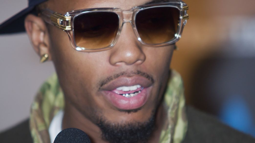 Six Celebrities Who Honestly Believe The Earth Is Flat | IFLScience