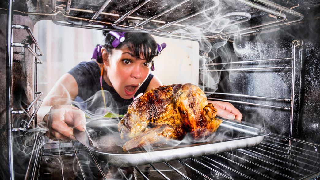 People Are Pranking Their Parents With The Viral "Turkey Challenge" And ...