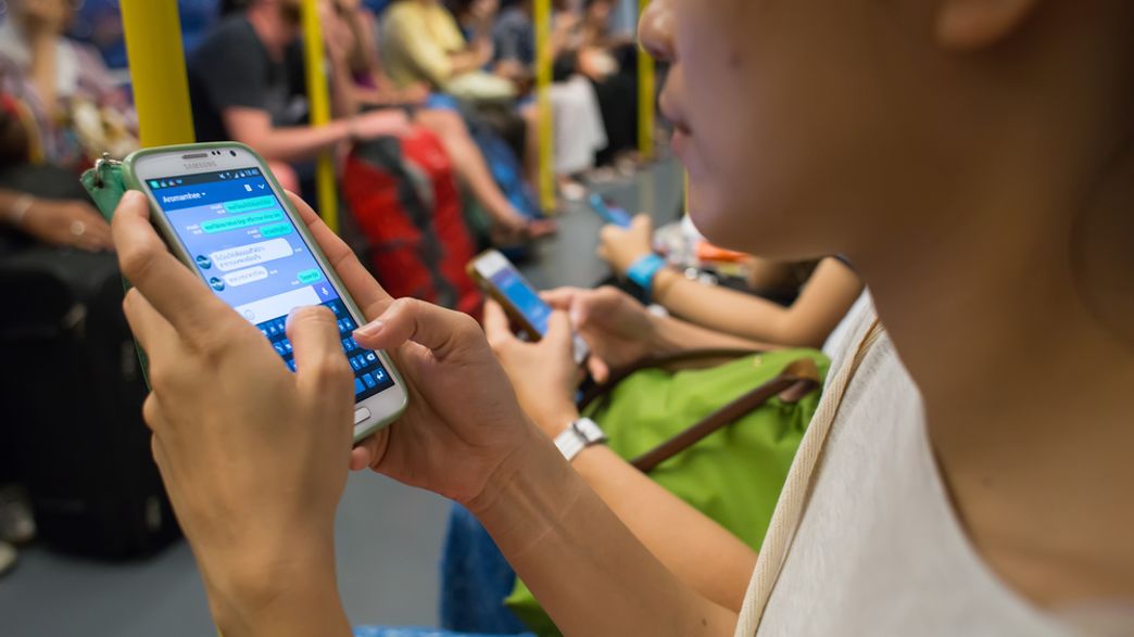 How High Internet Use May Change Our Ability To Concentrate | IFLScience
