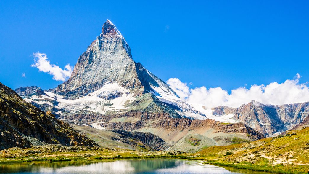 The Famous Matterhorn Is Cracking From The Effects Of The Climate ...