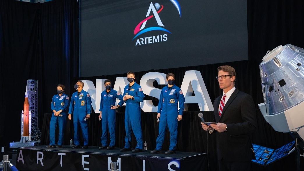 Meet The Astronauts Taking NASA Back To The Moon | IFLScience