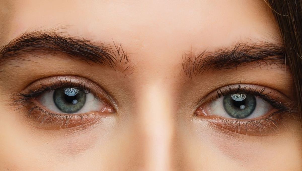 Deepfakes Could Be Detected Via The Reflections In Their Eyes | IFLScience