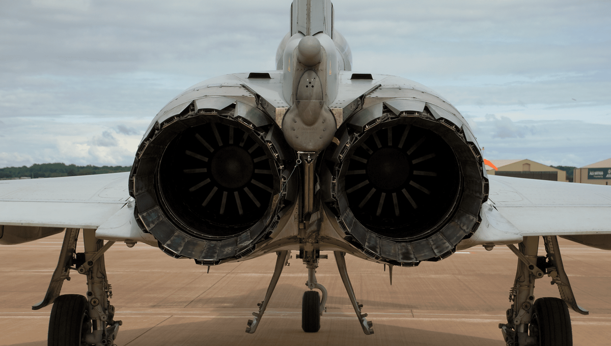 Hungary Once Strapped Two Fighter Jet Engines Onto A Tank To Put Out ...