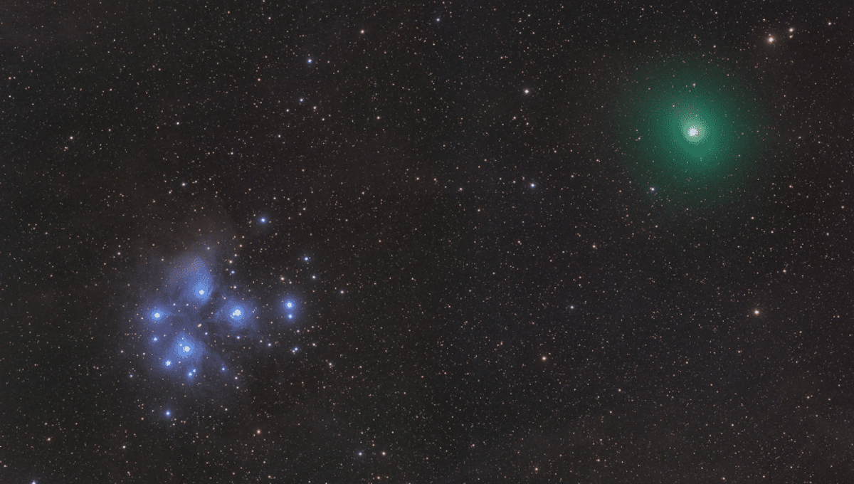 Unusually Alcoholic Comet That Zipped By Earth Showed Some Very Strange ...