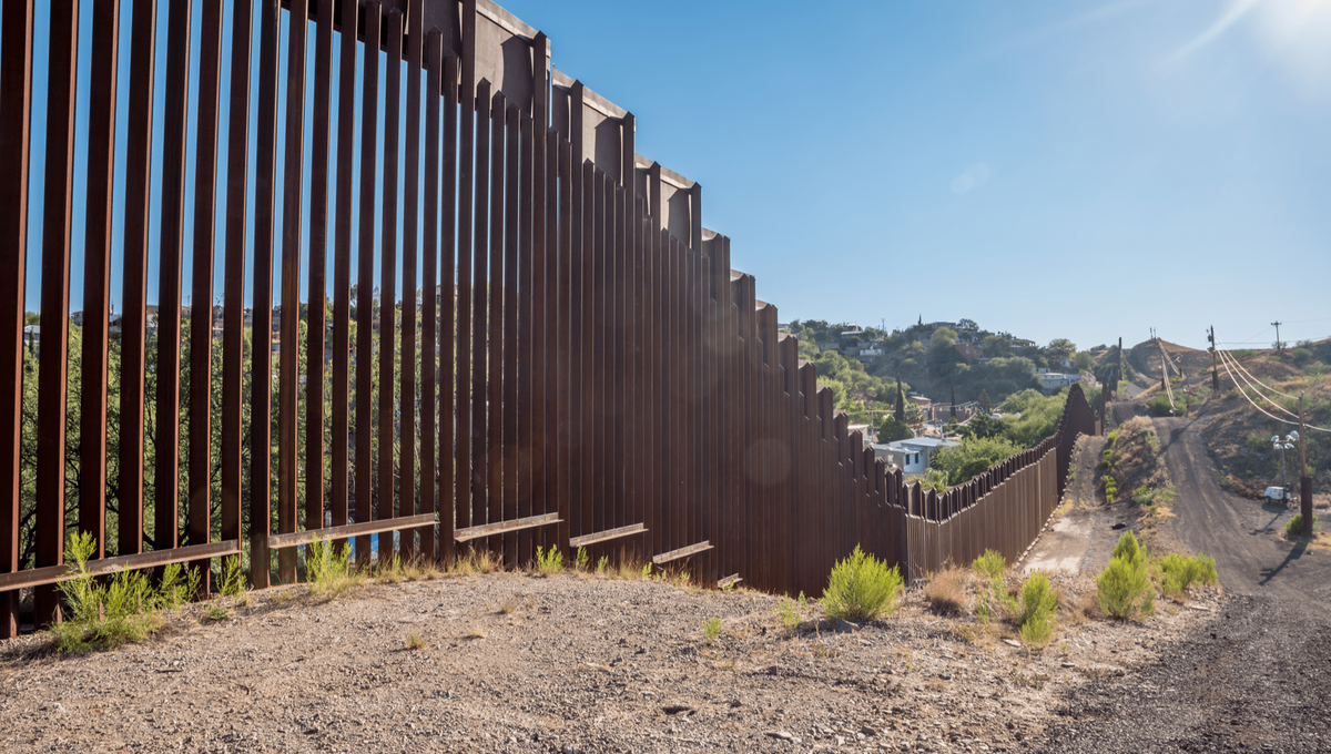 Trump’s Partially Built Border Wall Damaged By Arizona’s Monsoons ...