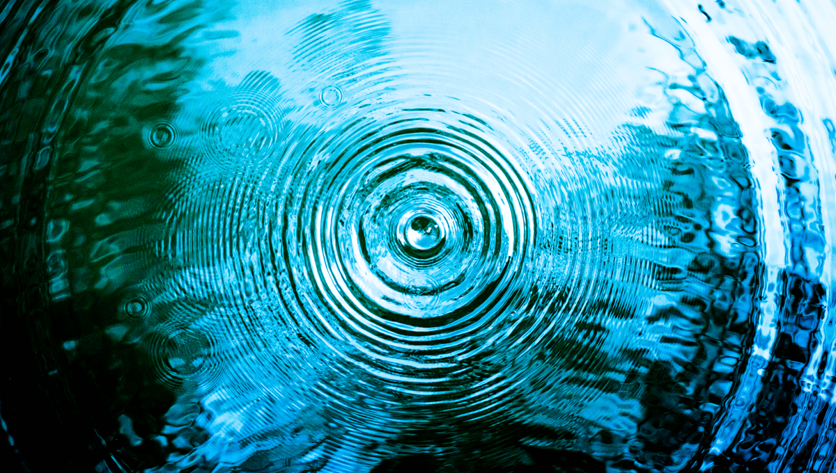 First Direct Observation Of Quantum Tug Between Water Molecules ...