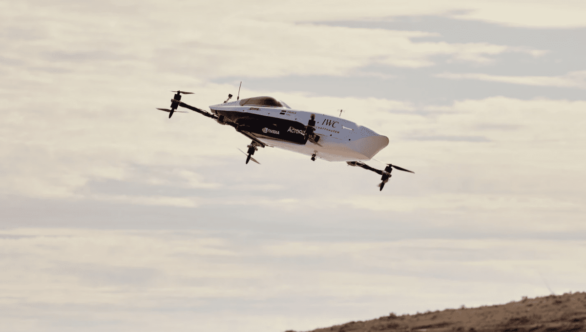 Watch Two Electric Flying Cars Drag Race In The Aussie Desert | IFLScience