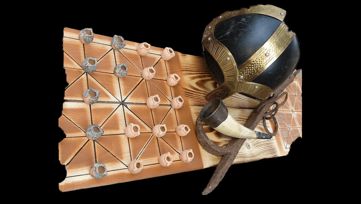 Ancient Roman Board Game Not As Grim As Archaeologists Suspected ...