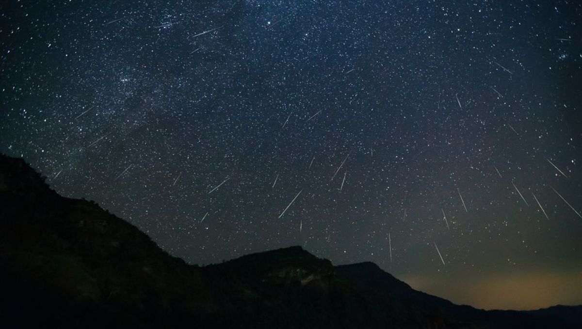 First Meteor Storm In 20 Years Could Bring Thousands Of Shooting Stars ...