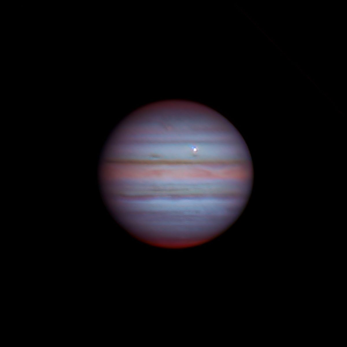 A Rock Slammed Into Jupiter Creating The Brightest Impact Flash In 28 ...