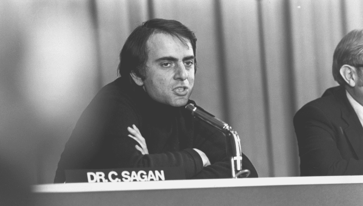 Carl Sagan | IFLScience