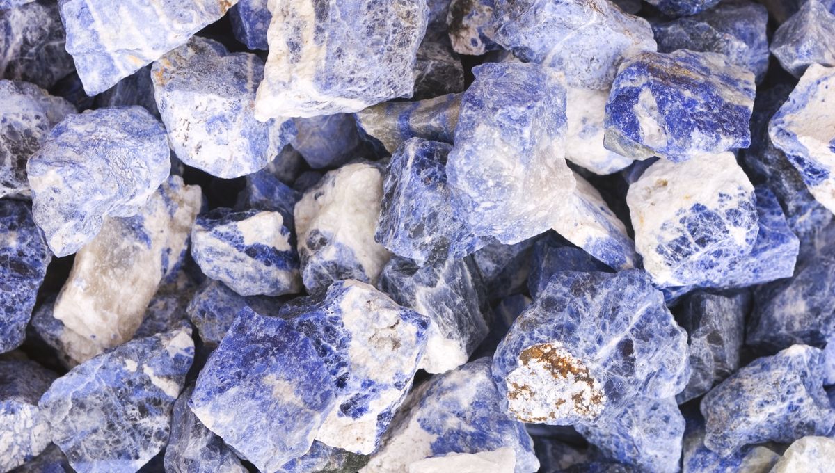Some Natural Sand Is Bright Blue | IFLScience