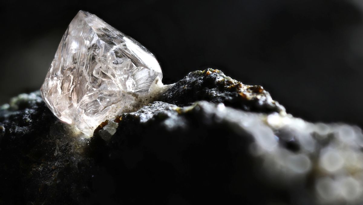 Supercomputers Have Revealed The Giant "Pillars Of Heat" Funneling ...