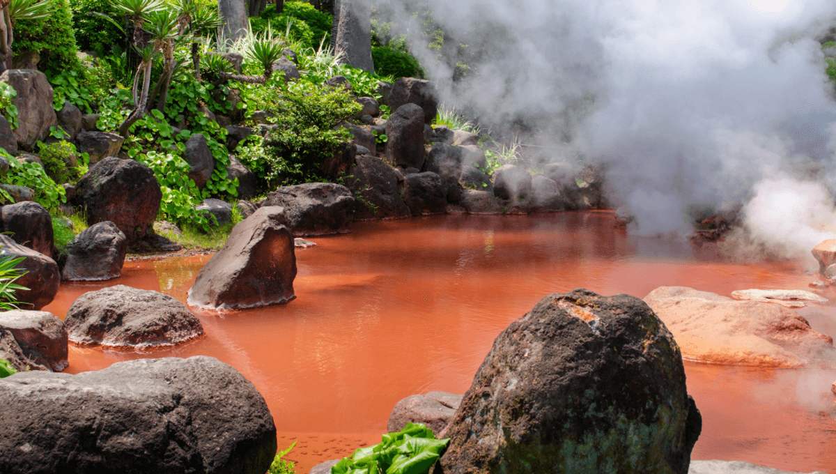 Bubbling Blood-Red Hot Springs Of Chinoike Jigoku Make For A Hellish ...