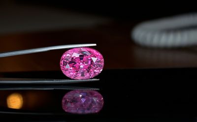 Most Expensive Pink Diamond Sells For Record $34 Million In Just 2 ...