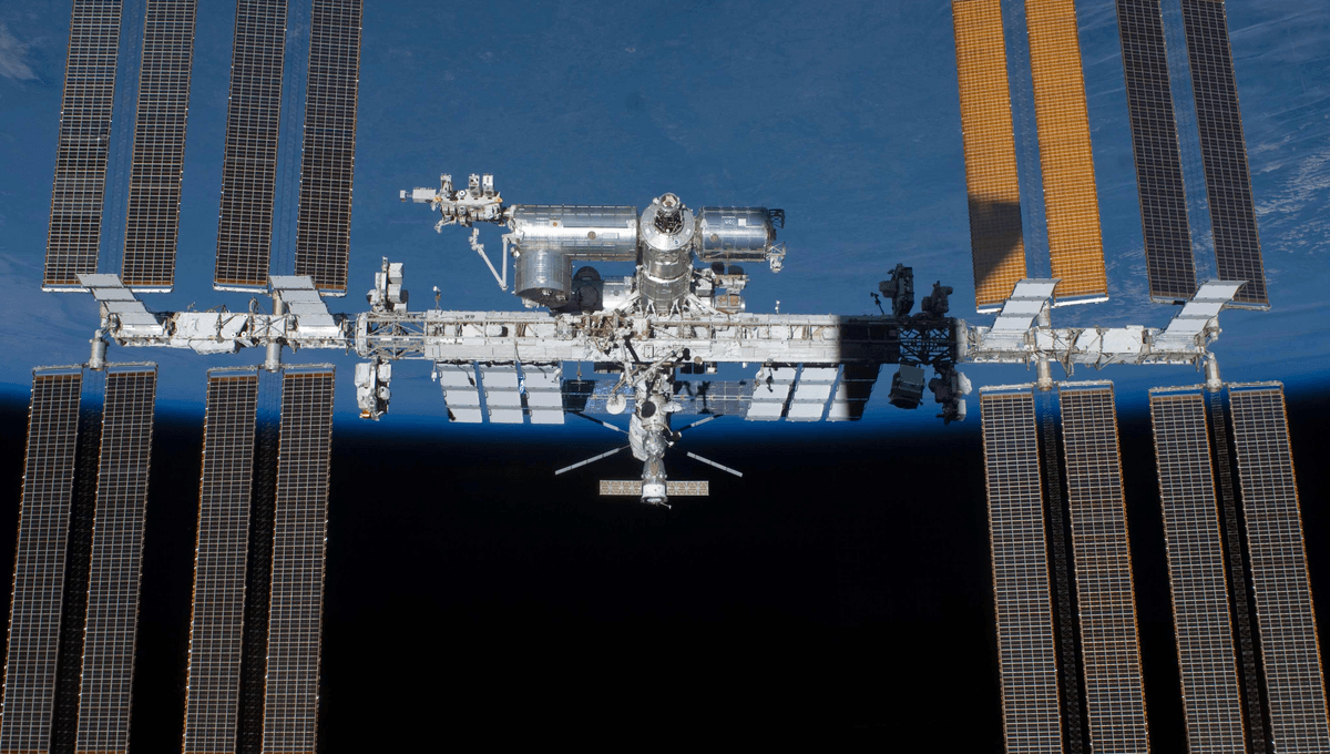 For The First Time In 24 Years, NASA Lost Contact With The ISS | IFLScience