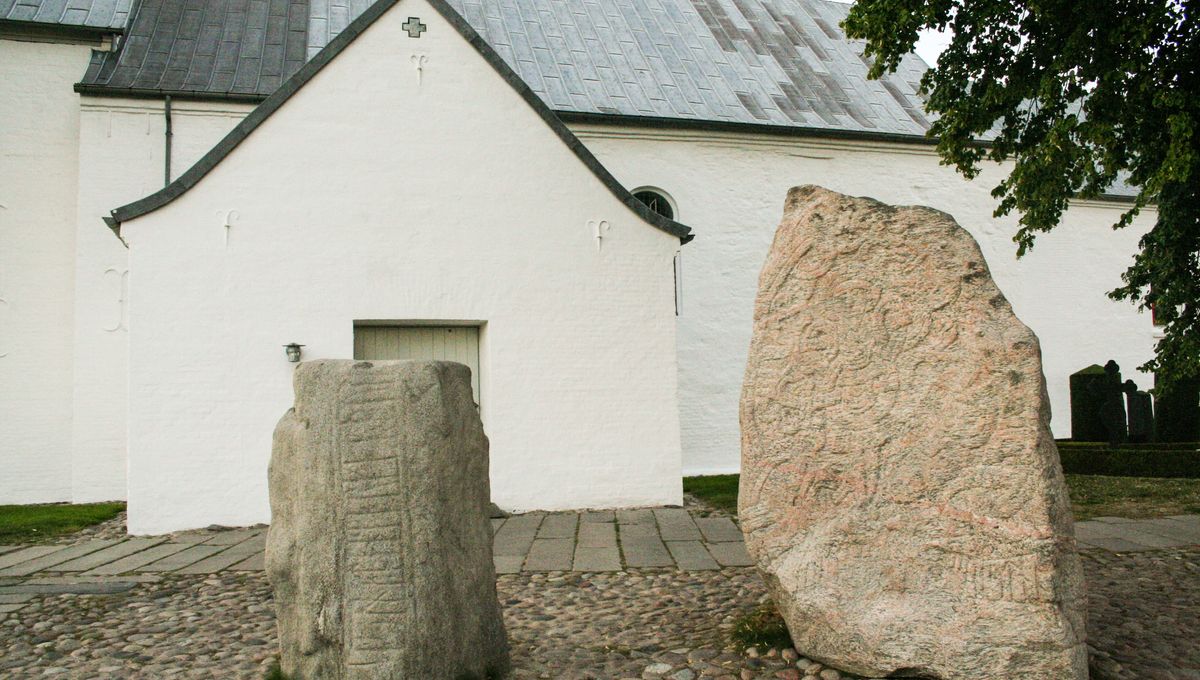 Viking Queen Thyra’s Power And Position Revealed On Famous Jelling ...