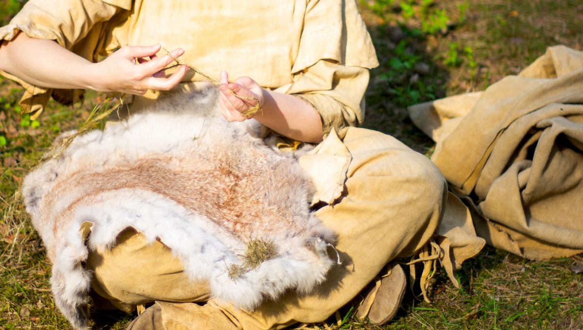 When Did Humans Stop Being Naked? | IFLScience