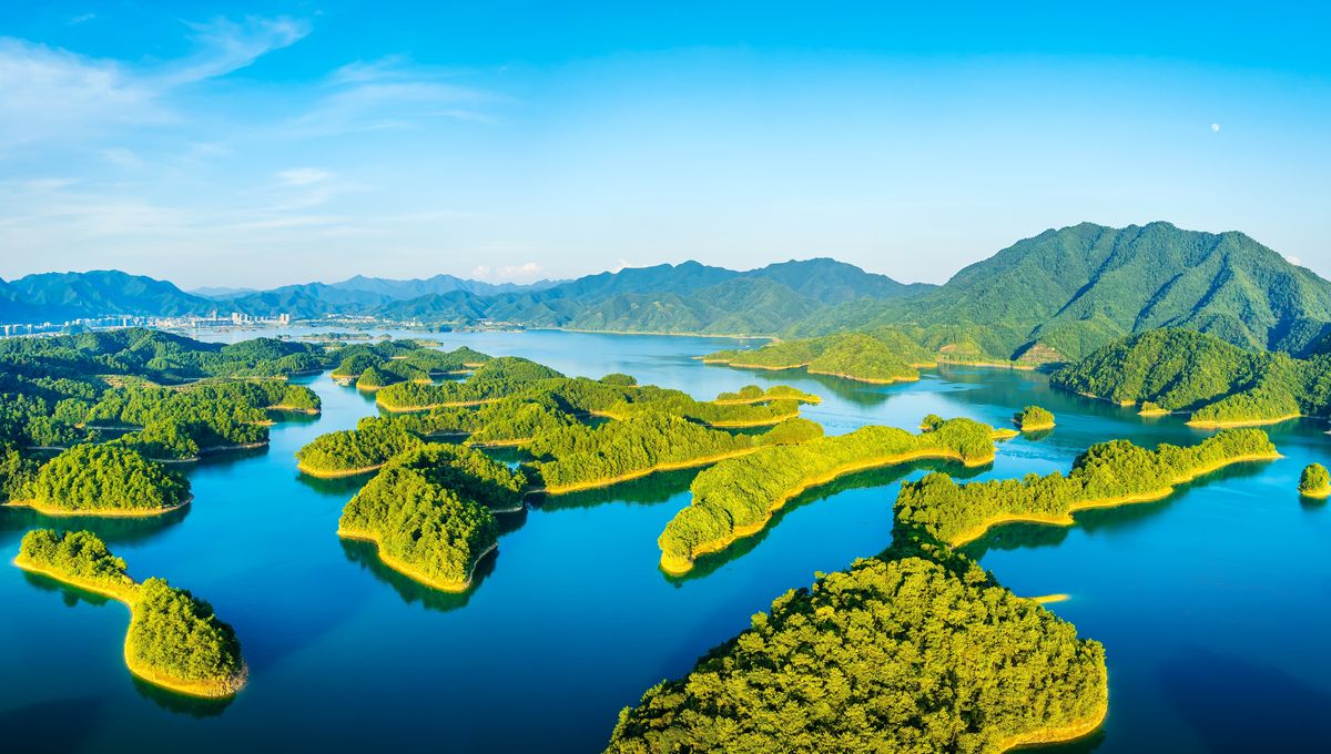 Lion City: China’s Perfectly Preserved 600-Year-Old Underwater City ...