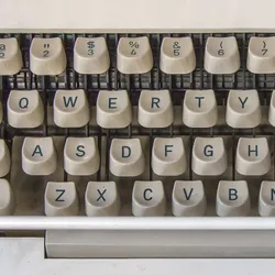 Ytrewq Qwerty