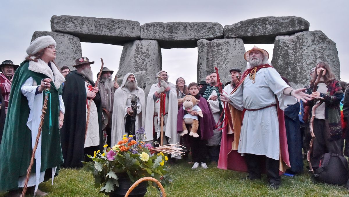 What Are Ley Lines And Do They Really Exist? | IFLScience