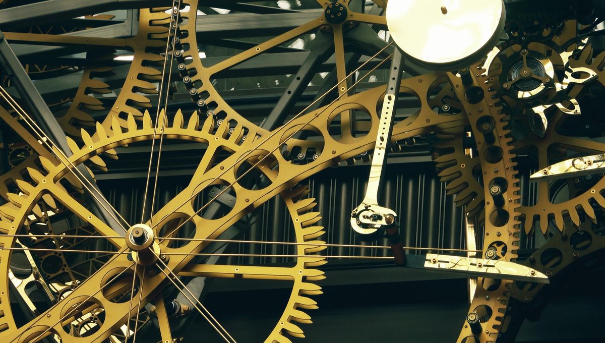 Jeff Bezos Is Building A Giant Clock That'll Keep Time For 10,000 Years ...