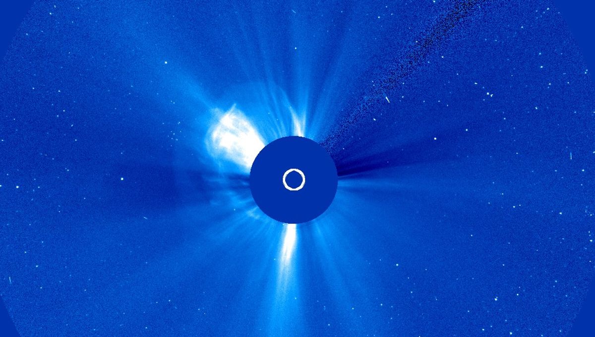 Aurorae Galore Expected Tonight As New Cannibal Coronal Mass Ejection ...