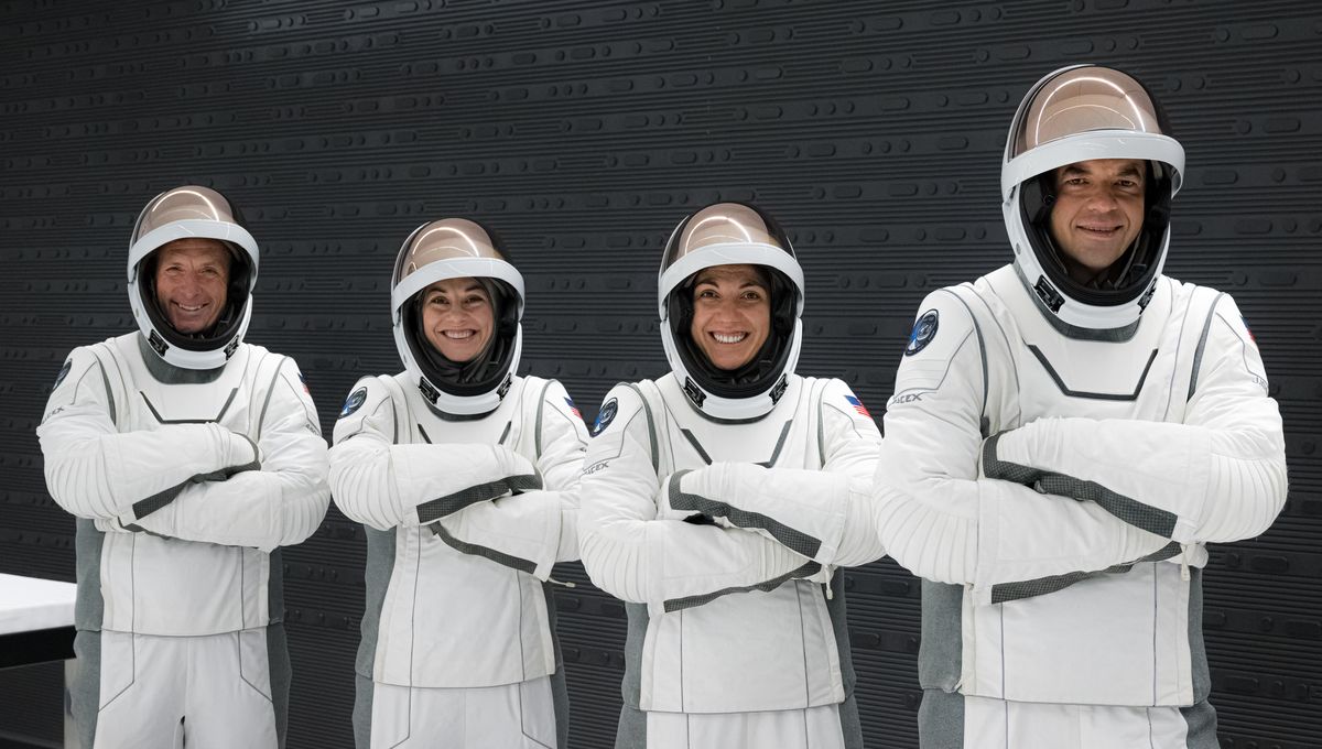 Polaris Dawn Is About To Attempt The First-Ever Civilian Spacewalk ...