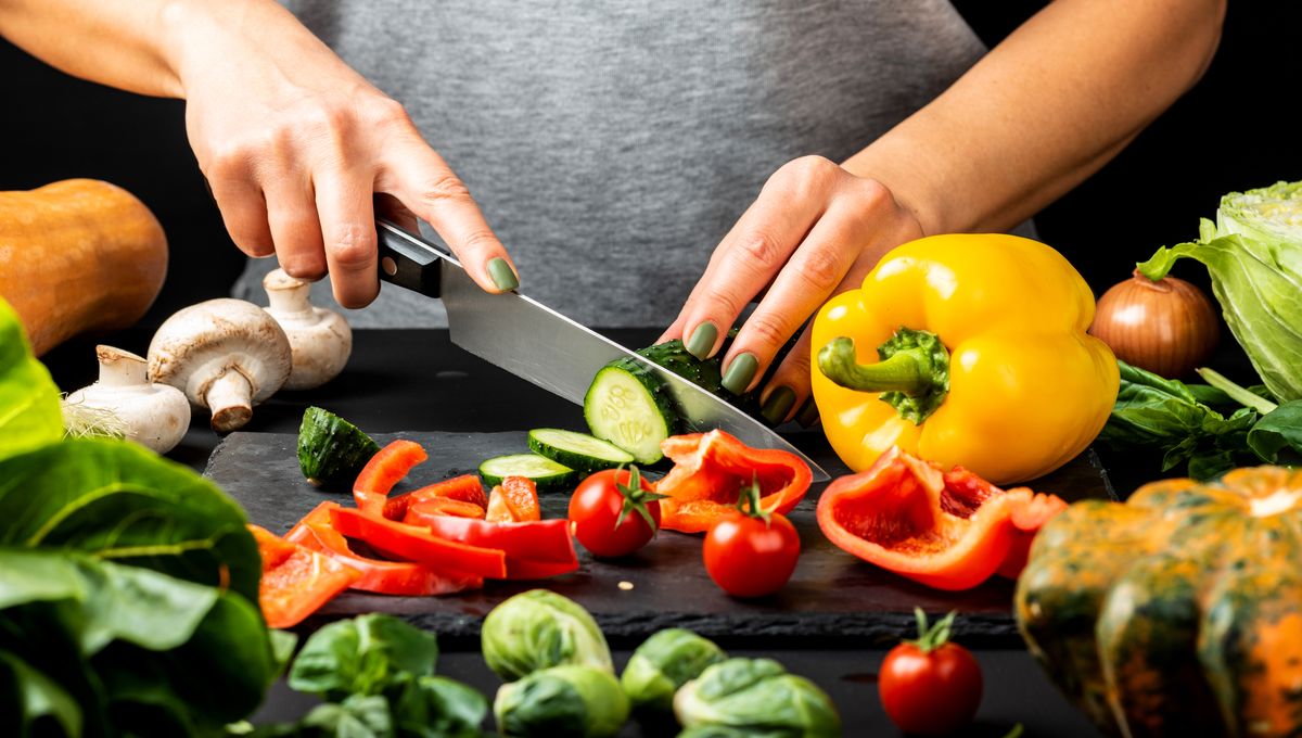 Does The Way Food Is Cut Change Its Flavor? | IFLScience