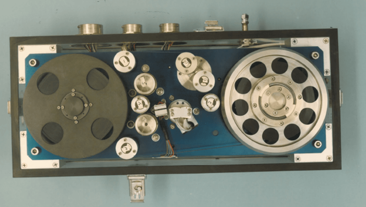 The Oldest Government Computer Still Working Is Over 25 Billion ...