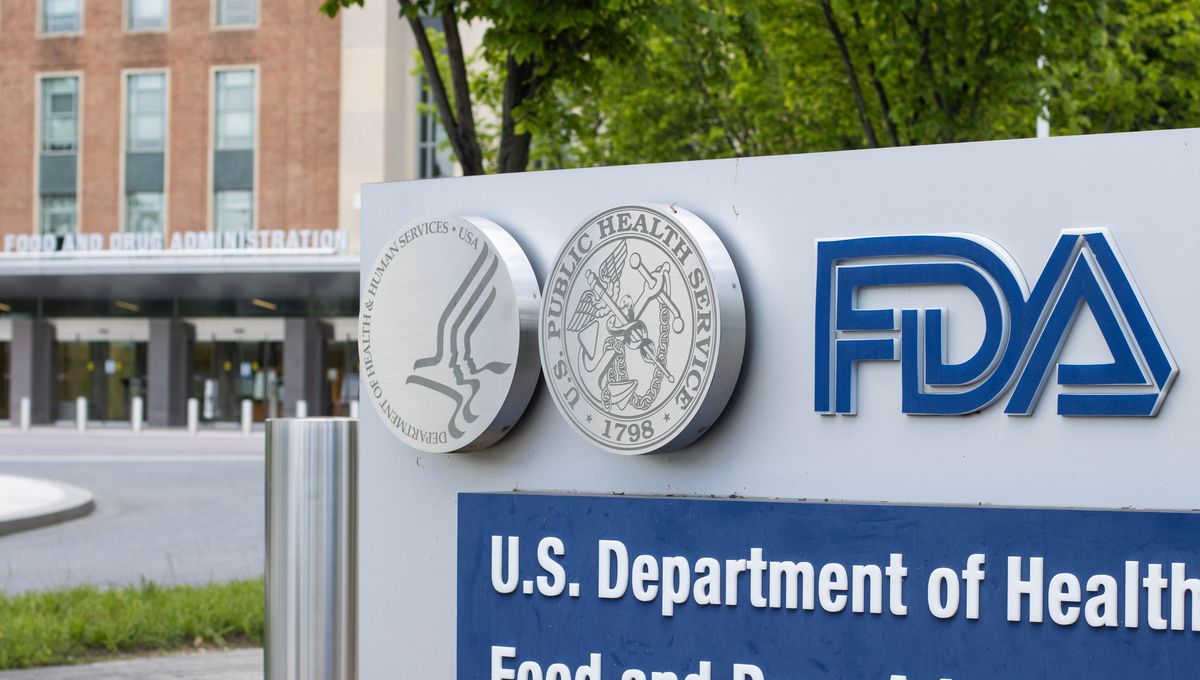 Without Evidence, FDA Senior Scientist Claims COVID-19 Vaccines Killed ...