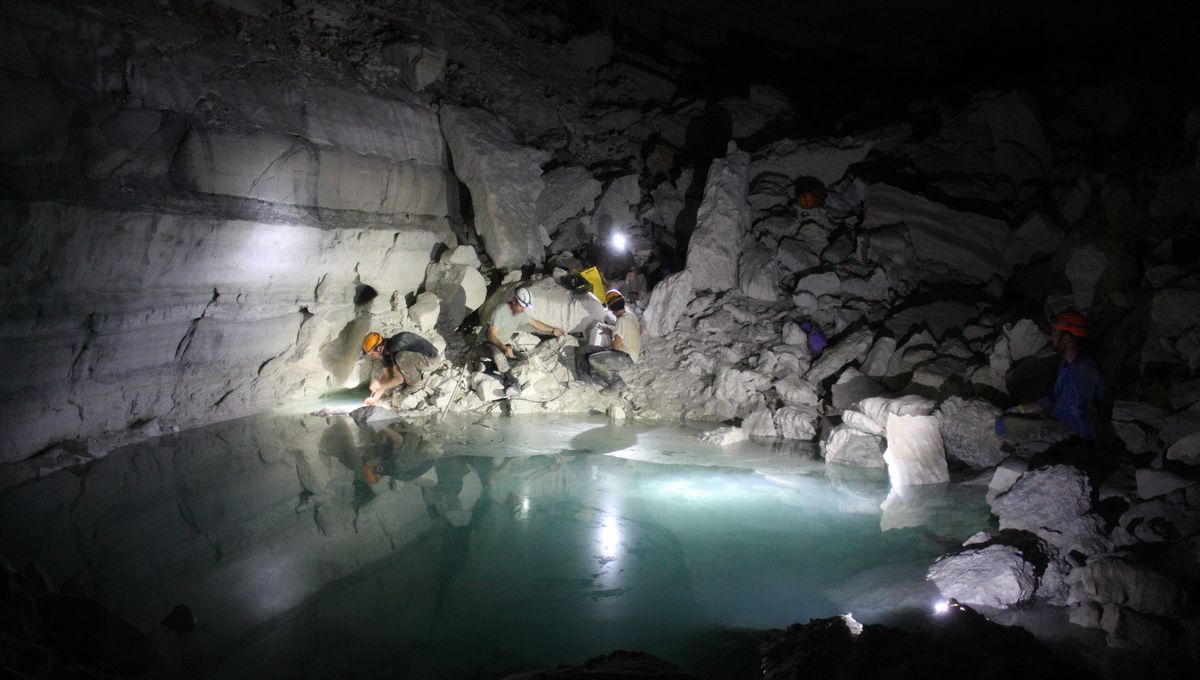 Ayalon Cave Was Cut Off From Sunlight And Rainwater For Millions Of ...